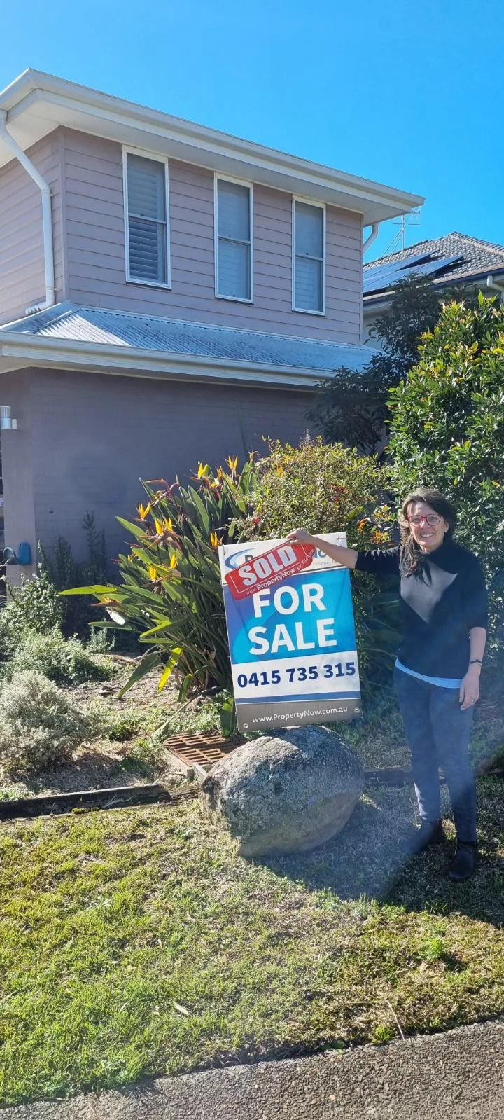 5 Inspiring Success Stories of Selling a House Privately and Saving Big ...